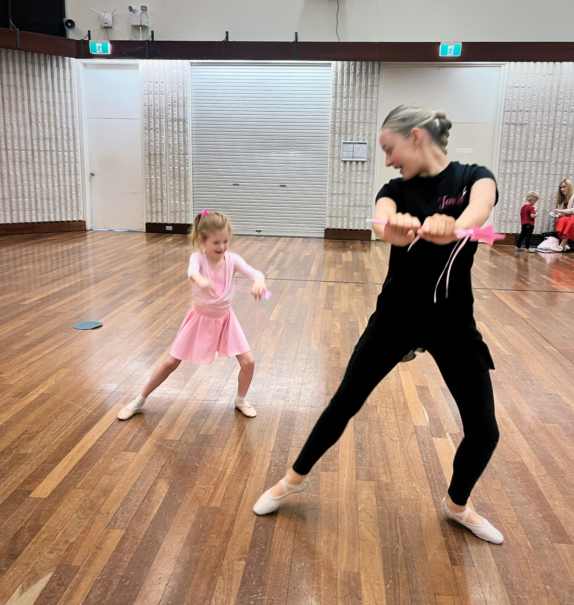 Ballet (4yrs+) | Kelly's Dance Academy